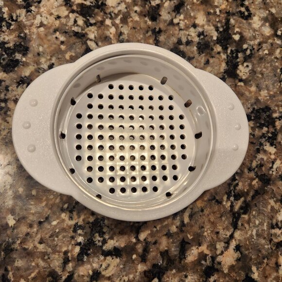 The Pampered Chef | Kitchen | Pampered Chef Can Strainer Discounted ...
